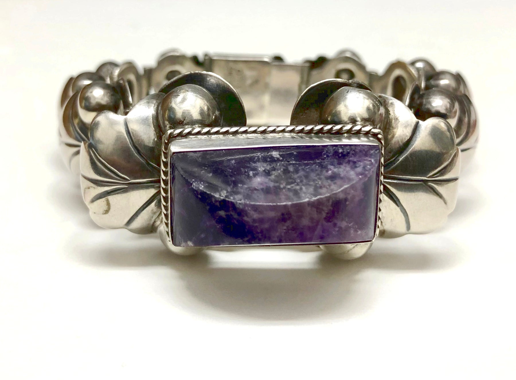 Can You Guess These Fascinating Facts About Amethyst Gemstones ...